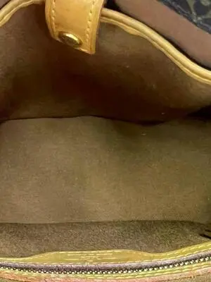LOUIS VUITTON Monogram Vavin Pm Handbag - Brown