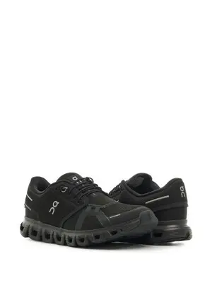 On 6 Sneakers