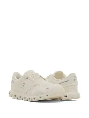 On 6 Sneakers