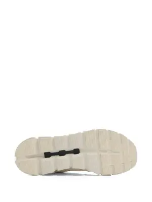 On 6 Sneakers