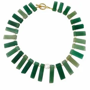 WAY TO CHIC Aventurine And Pearl Statement Necklace - Green