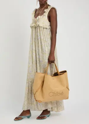 Chloé Medium Raffia Tote
