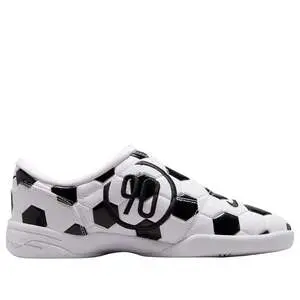 Nike Total 90 Sneakers - White/black