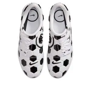 Nike Total 90 Sneakers - White/black