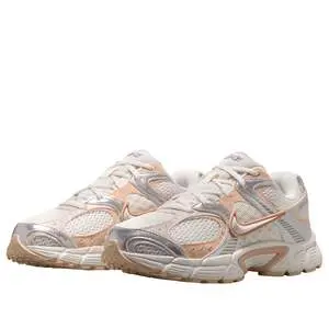 Nike V5 Rnr Sneakers - Phantom Chalk/shimmer