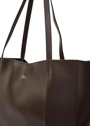 TOTEME Roam Leather Tote