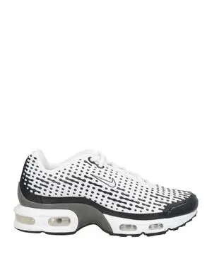 Nike Textile Fibers Sneakers - White