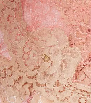Valentino Garavani Vlogo Lace Scarf