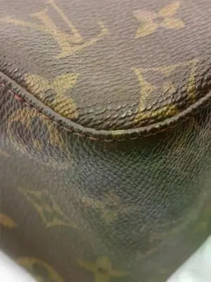 LOUIS VUITTON Gm Monogram Loopin Shoulder Bag - Brown