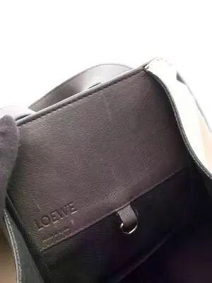 Loewe Medium Hammock Leather Tote Bag - Neutrals