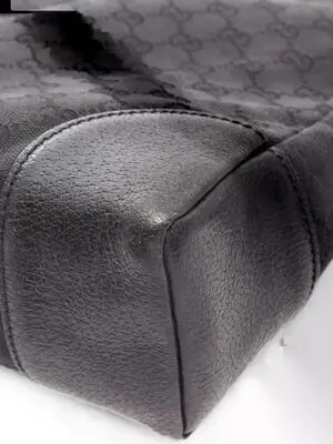 Gucci Gg Canvas Shoulder Bag