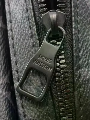 LOUIS VUITTON 2021s Monogram Eclipse Steamer Messenger Bag
