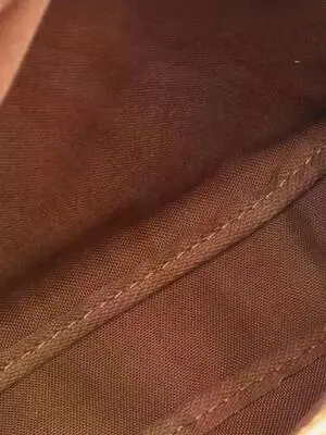 LOUIS VUITTON 1999 Monogram Saumur 30 Crossbody Bag