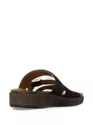 Blundstone Suede Buckle-fastening Sandals