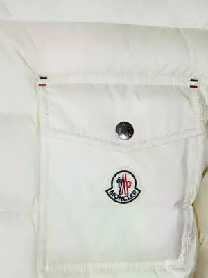 Moncler Verith Hooded Puffer Jacket - White