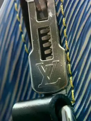 LOUIS VUITTON Epi Denim Speedy Bandoulière Tote Bag - Blue