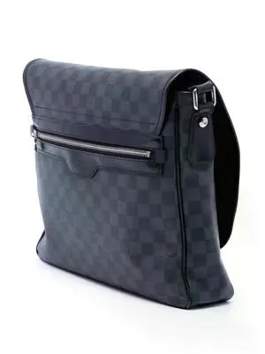 LOUIS VUITTON Damier Graphite Daniel Mm Crossbody Bag