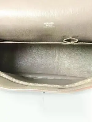 Hermès Jypsiere Shoulder Bag - Neutrals