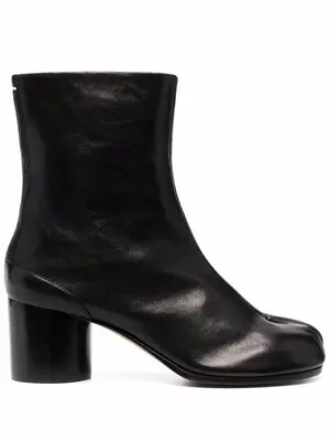 MAISON MARGIELA Tabi 60 Ankle Boots By - Black