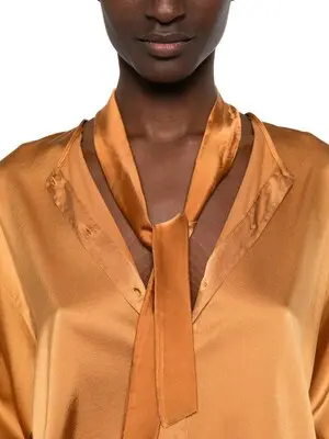 FORTE_FORTE Silk Bow-tie Shirt