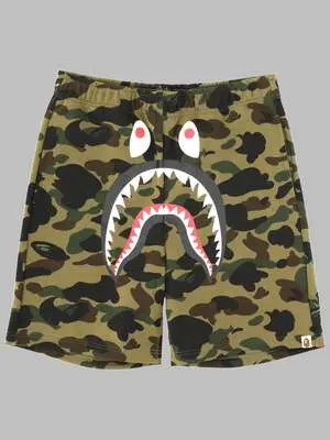 A BATHING APE 100% Cotton Graphic Shorts Made In Japan - Green