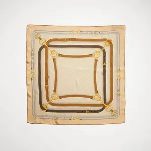 Gucci Printed Gg Silk Twill Jacquard Carr