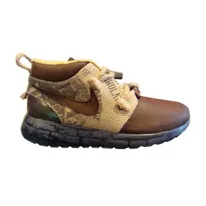 Nike Roshe Run Mid-top "boxtrolls" Sneakers