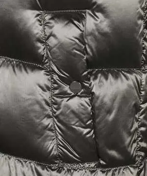 Max Mara High-neck Quilted Gilet