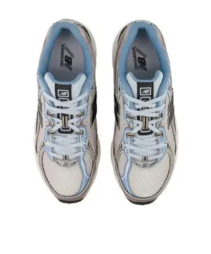 NEW BALANCE 740 Lace-up Sneakers