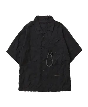 AND WANDER Pleated Short-sleeved Shirt - Black