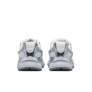 Nike V5 Rnr Shoes With Reflective Accents