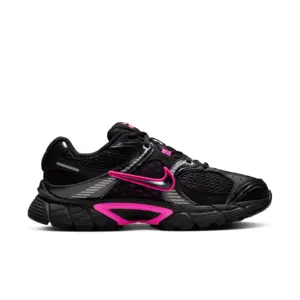 Nike V5 Rnr Shoes With Reflective Accents