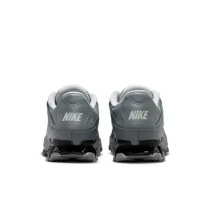 Nike Reax Tr Workout Shoes