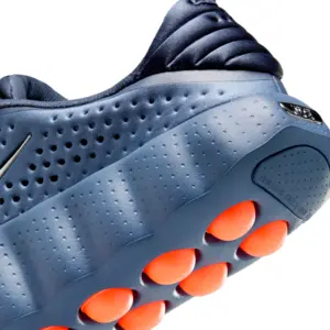 Nike Mind 002 Pregame Athletic Shoes