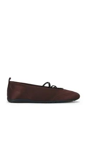 Vince Coralie Sneakerina Ii In Chocolate - Ganache