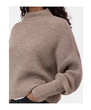 Closed Funnel Neck Knit Made Of Alpaca