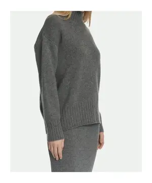 Malo Turtle Neck In Luxury Cashmere