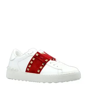 Valentino Garavani Round-toe Low-top Casual Shoes