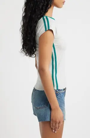 VINYL ICONS Off-the-shoulder Graphic Ringer T-shirt