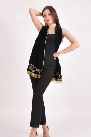 RAAS Zari & Cutdana Hand Embroidered Velvet Scarf