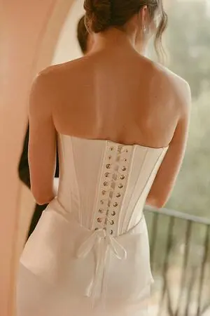 DIVINE ATELIER Lena Silk Strapless Gown