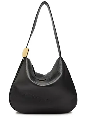 Amanu Shoulder Bags