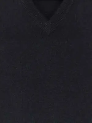 Brunello Cucinelli V-neck Cashmere Sweater - Black