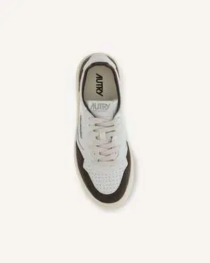 AUTRY Medalist Low Leather Sneakers