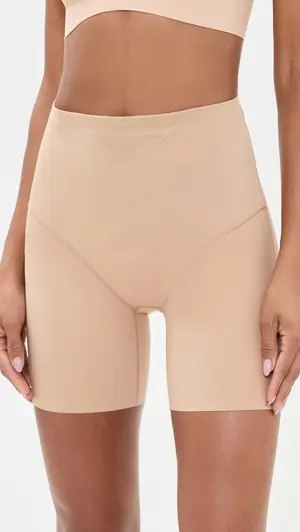 HONEYLOVE Superpower Mid-waist Shorts