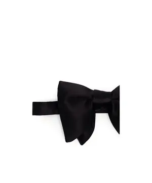TOM FORD Logo Patch Bow Tie