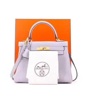 Hermès Kelly Handbag Togo With Gold Hardware 28
