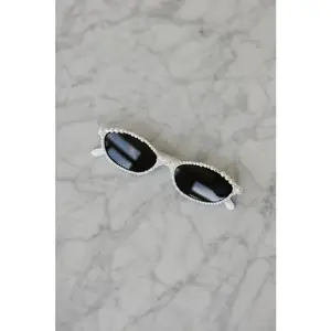 UNTAMED PETALS Embellished Sunglasses - White