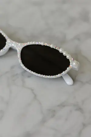 UNTAMED PETALS Embellished Sunglasses