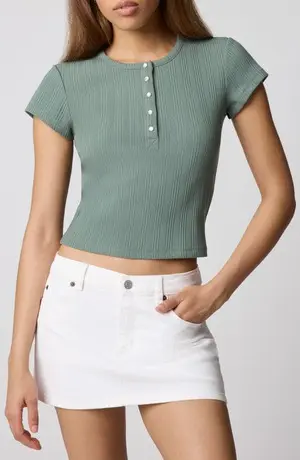 Florence By Mills Cropped Tops
